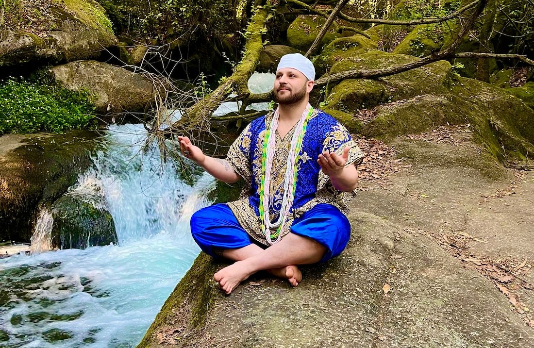 Desmistificando a Religião: Filipe Cruz e a Umbanda como Caminho de Luz ...